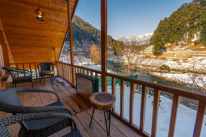 Cottage In The Woods - Pahalgam