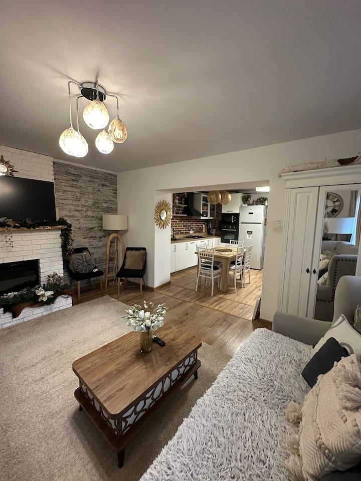 Apartment At Hanul Anei - Brașov