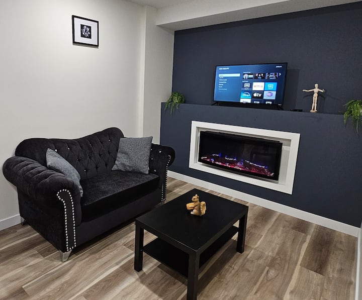 Comfortable Guest Suite At Kinglet Gardens - St. Albert