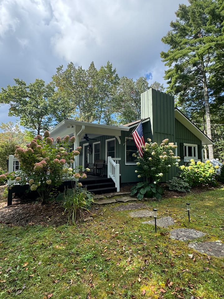 Knob Creek Cottage - Cashiers, NC