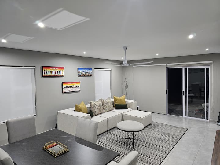 Lanina Exec 2 Bed Apartment - Randburg
