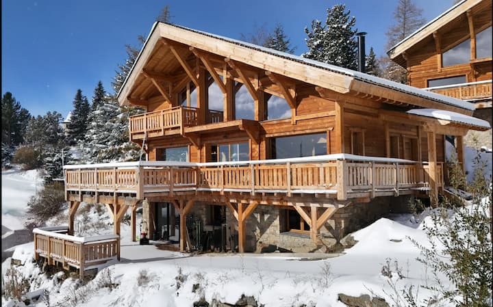 Chalet Le Tout Schuss
12 Personnes
Font Romeu - Pyrenees