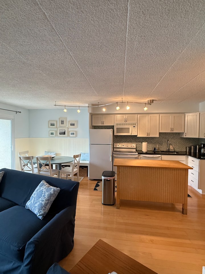 Heart Of Downtown Rehoboth Walk To Ocean Boardwalk - Rehoboth Beach, DE