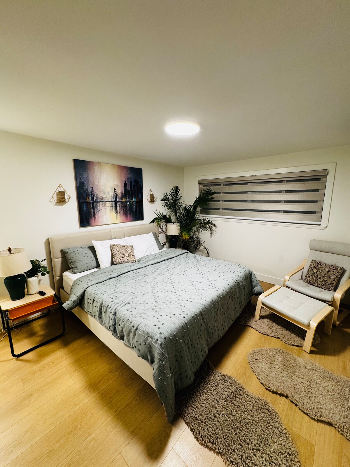 The Gateway Cocoon - Houses for Rent in Surrey, British Columbia ...