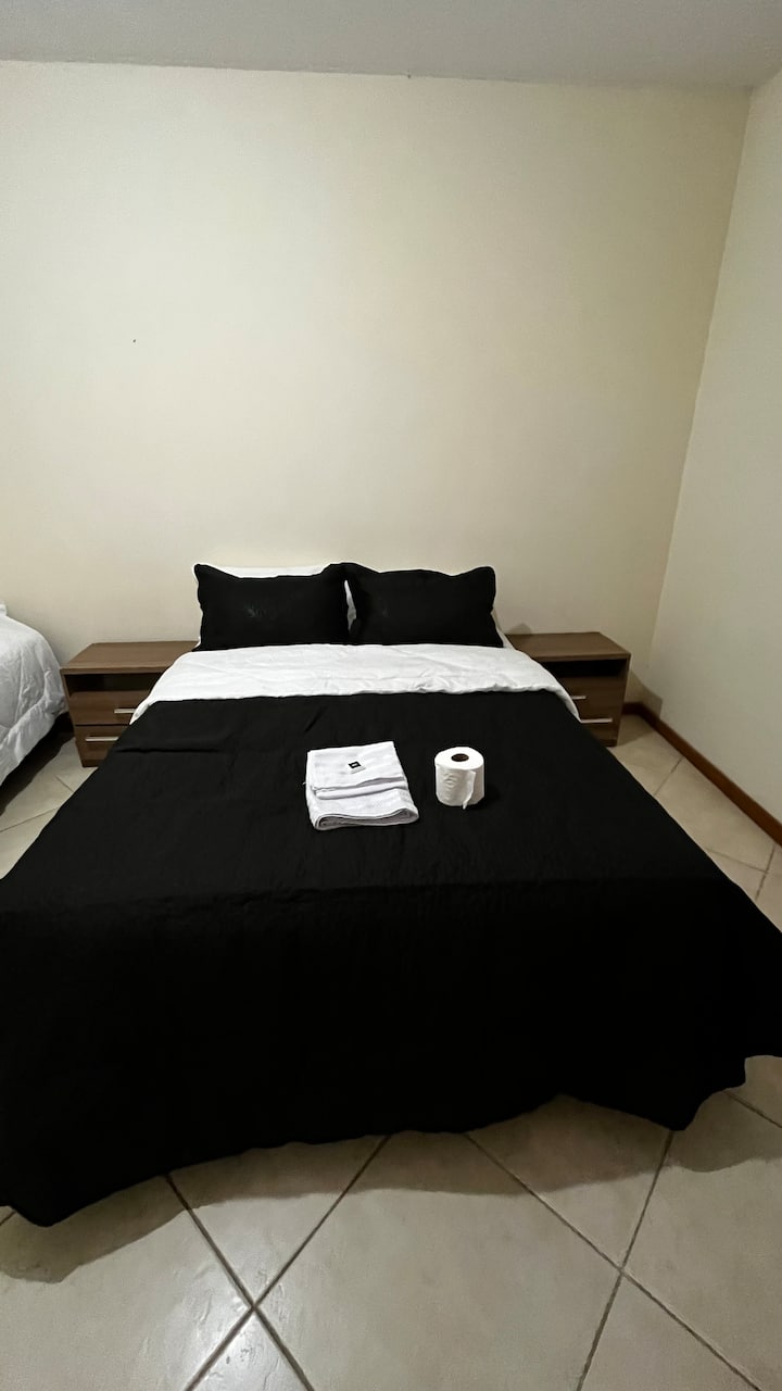 Apartamento No Centro Da Cidade Com Garagem - Santa Maria