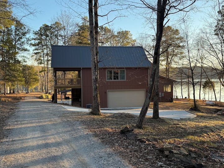 Whispering Waters Loft - Tuscaloosa, AL