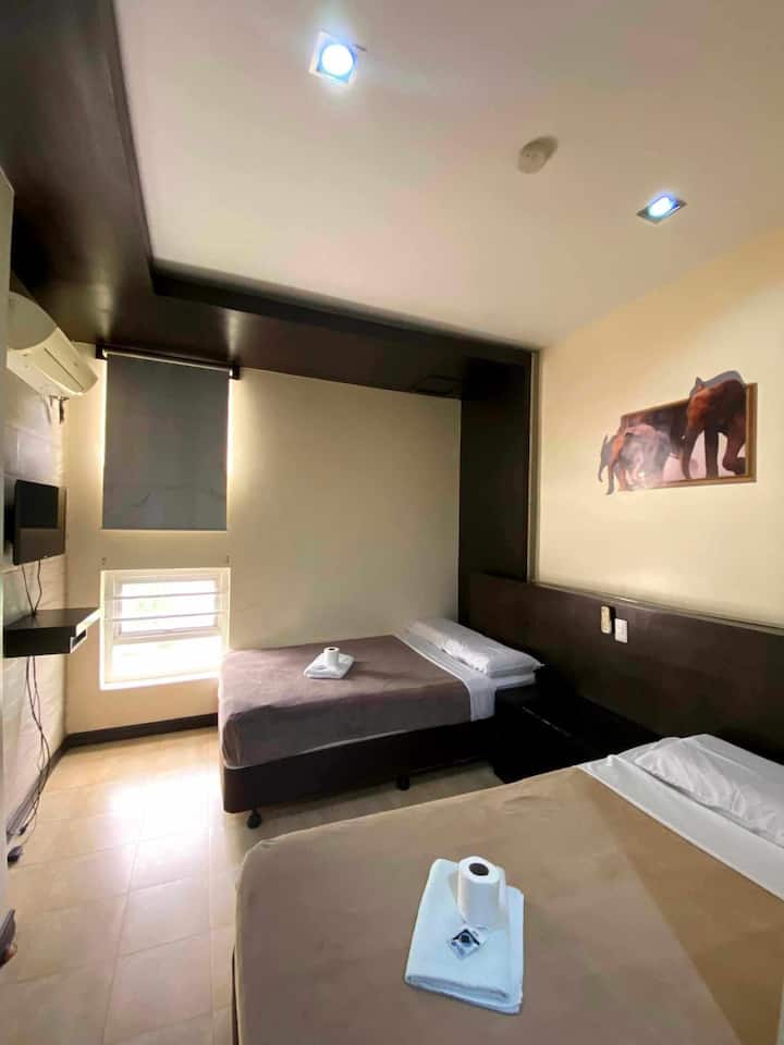 Family Suite Room - Valencia City