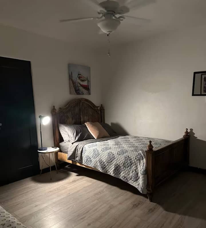 Attached Studio With 2 Rooms - Lancaster, CA