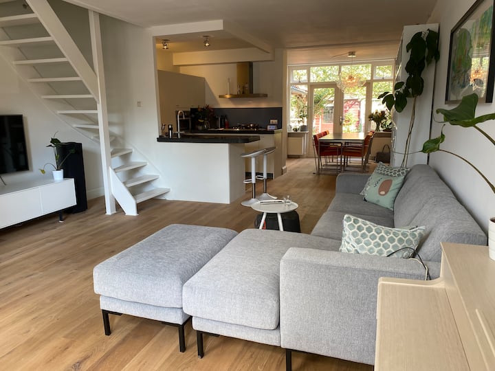 Family House Downtown, Close To Park & Beach - Hoorn