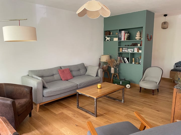 Appartement Familial
3 Chambres - 4 Lits - Annecy-le-Vieux