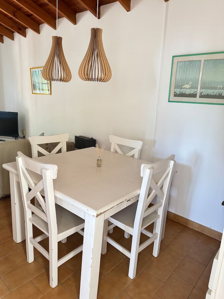 Excelente Depto. Con Balcón - Villa Gesell