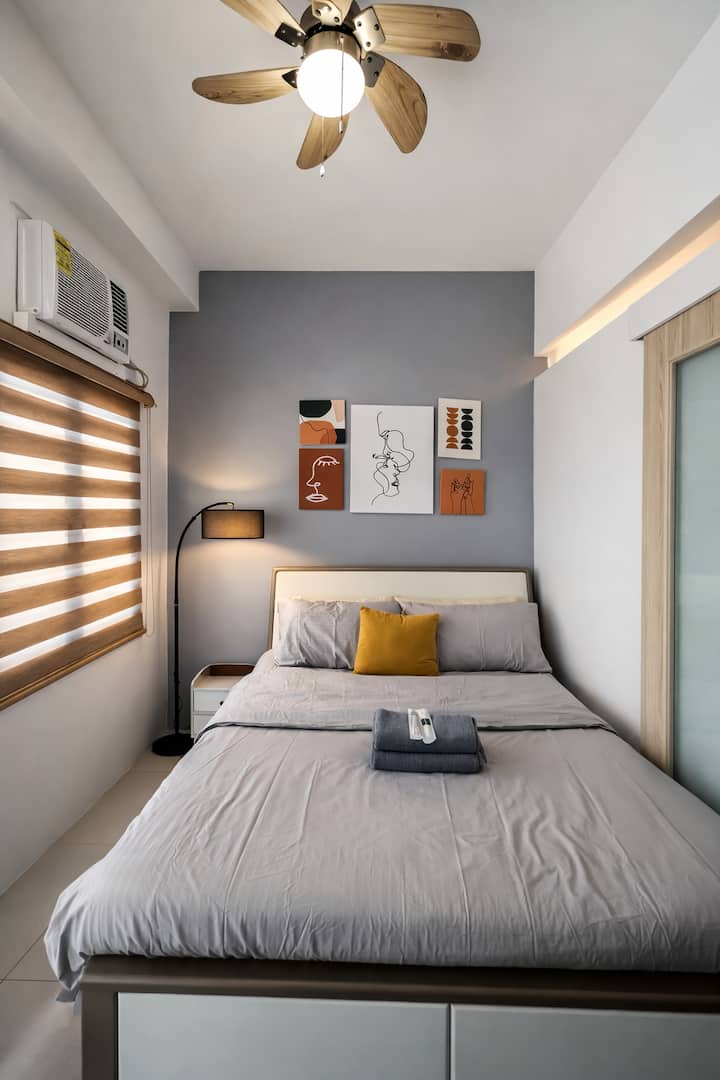 Cozy 1br | W/ Balcony City View And Pool  Access - Manila
