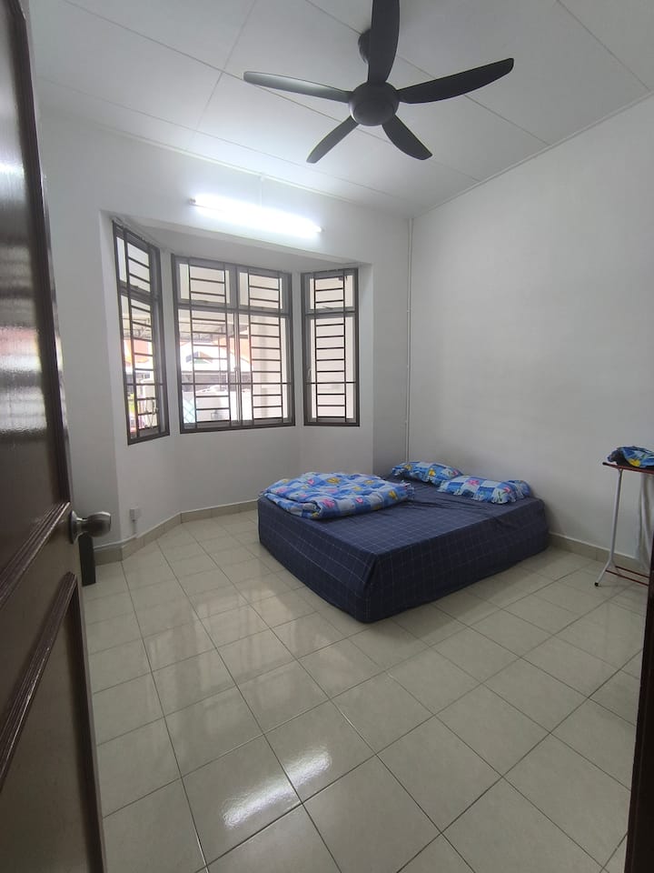 Home Deluxe - Pekan Nanas
