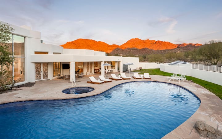 20 Acre N Scottsdale Retreat Near Golf & Shops - Scottsdale, AZ