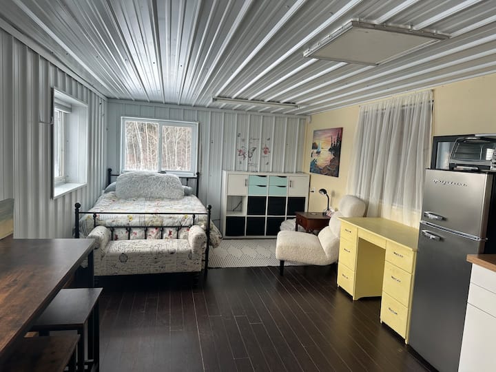 The Honey Bee Suite - Saskatchewan