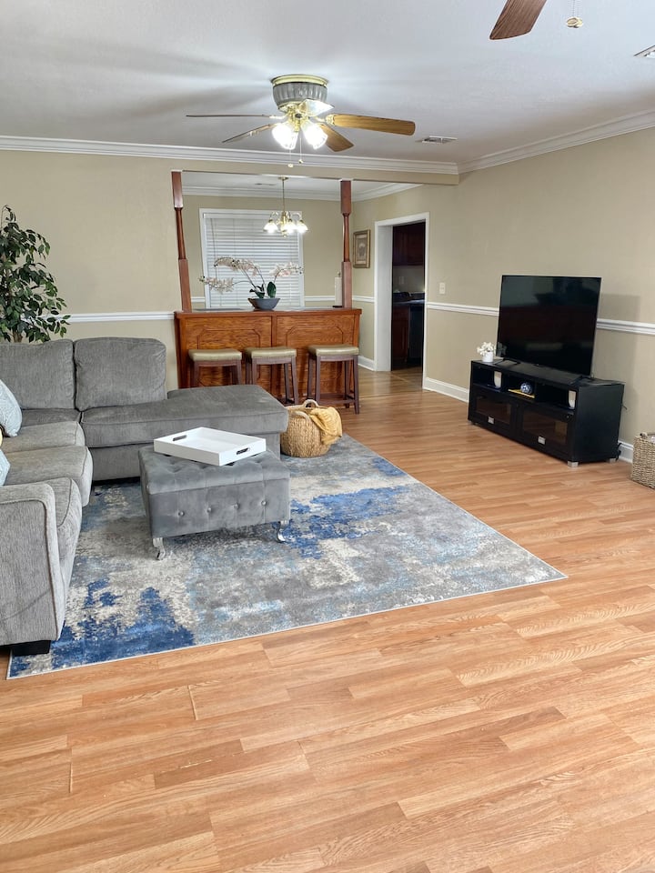 The House Of Games, Uptown N.o. - Metairie, LA