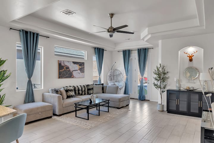 Modern 3br Home · Smart Tvs & Private Yard View - Corrales, NM