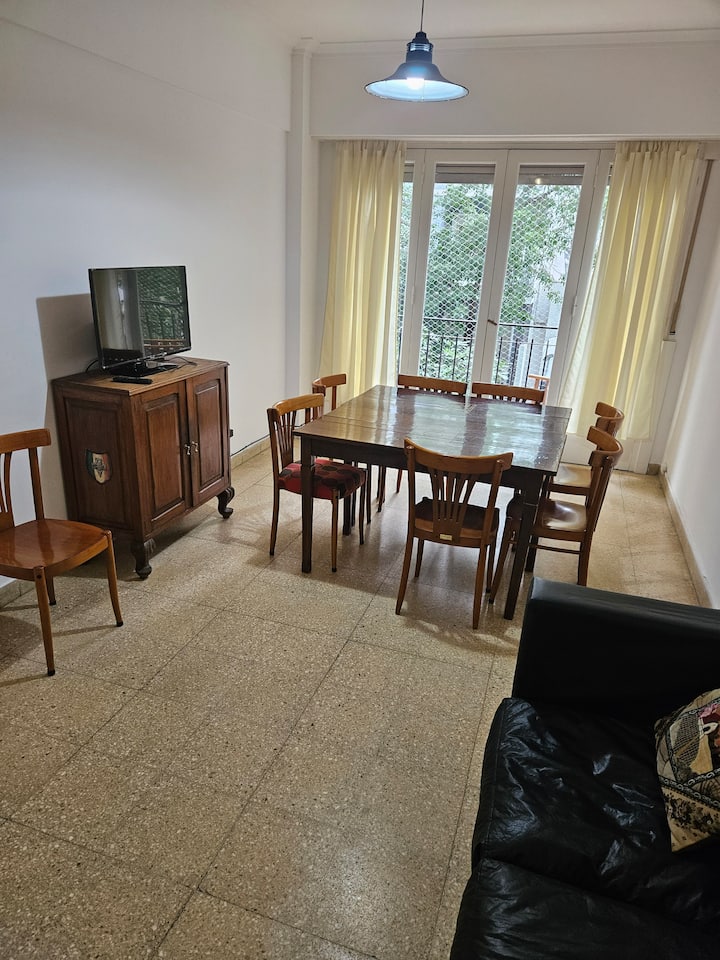 Depto. Centrico Con Balcon, Dos Habitaciones - Mar del Plata