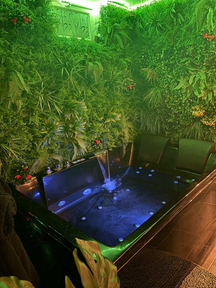 Loveroom Jungle - Val-d'Oise