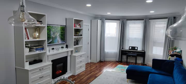 Luxurious 3 Bedroom And 2 Bath In New York - The Bronx, NY