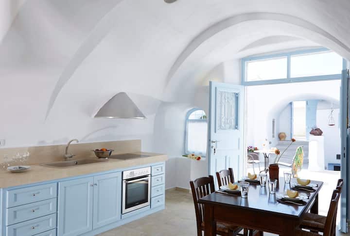 Aegean Essence / Kallisti Sunset Villa - Santorini