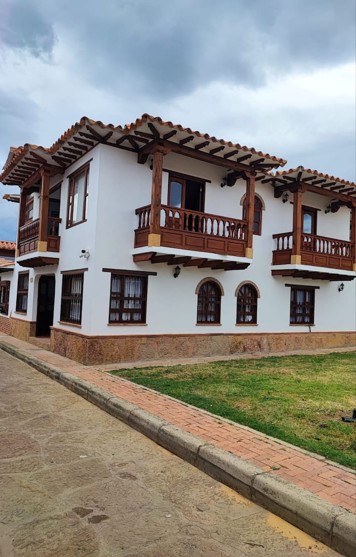 Apartamento Colonial, Tranquilo, Cálido Y Acogedor - Villa de Leyva
