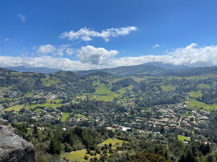 Cozy Cabin W/ Views, Wifi & Fireplace Near Bogotá - La Calera