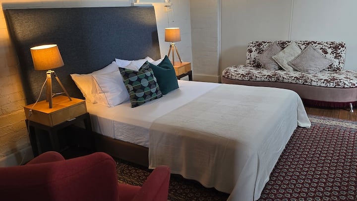 Modern Heritage: The Stables In Enmore - Camperdown