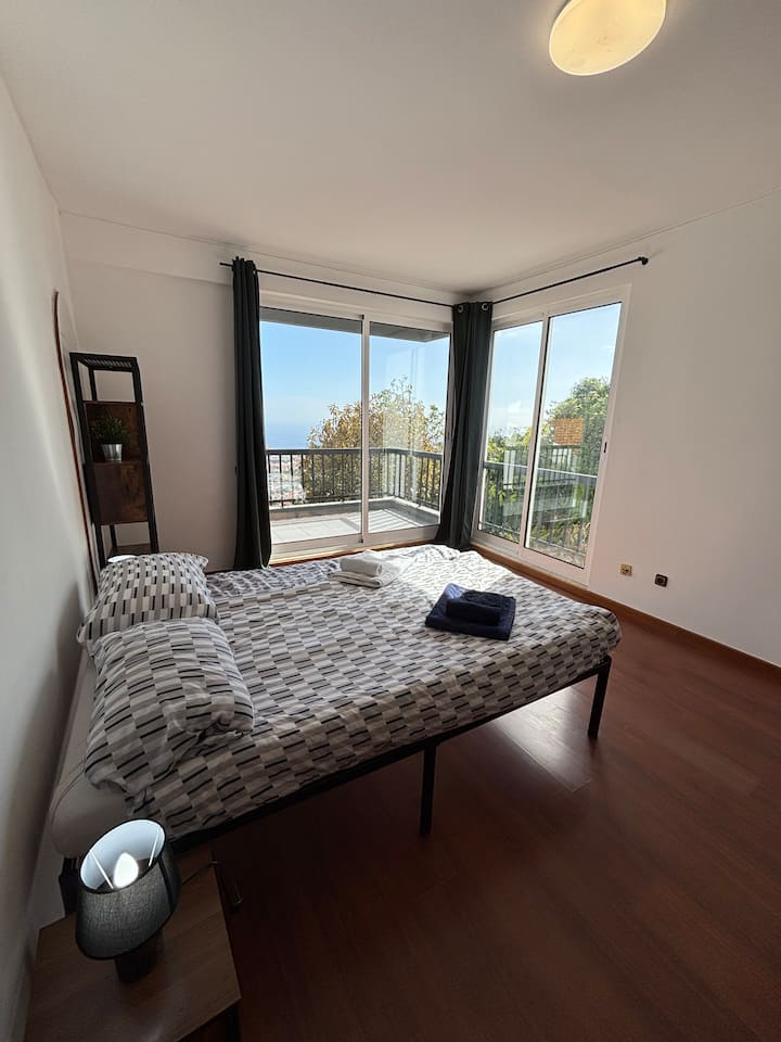 Zimmer 3 Mit Balkon & Badewanne - Funchal