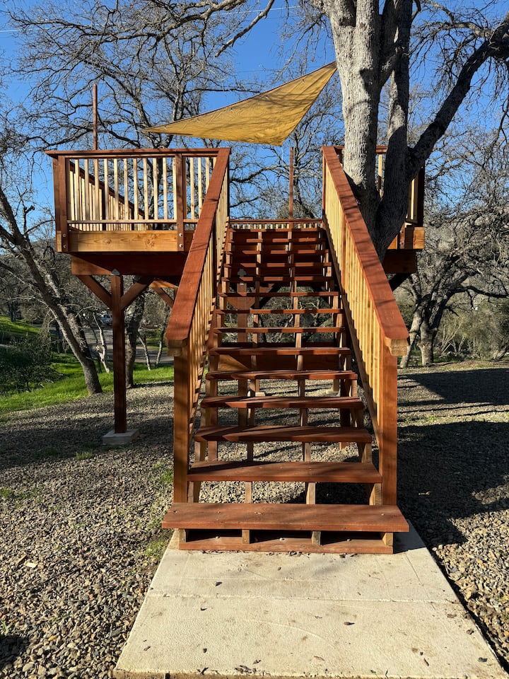 Treehouse Deck 1 Tent W Mtn View - California