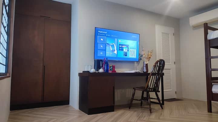 8 Pax Tagaytay Cozy 2 Rooms - Tagaytay