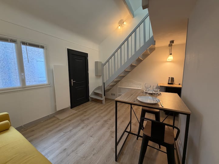 En Plein Centre : Charmant Appartement 2 Pièces - Rambouillet