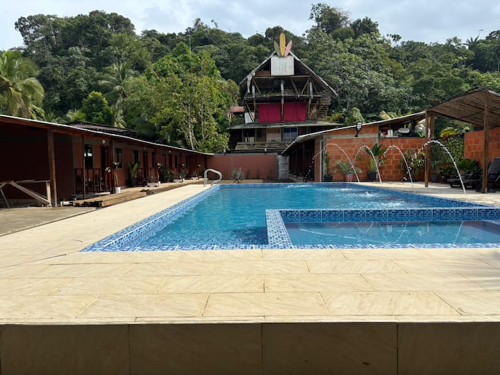 Habitación Con Piscina Y Playa - Bahía Solano