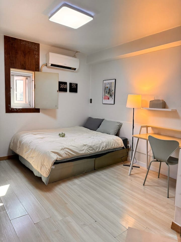Spacious Private Room | Ideal For Long Stays - Guri-si