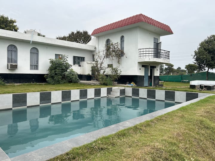 The Suvij Farm Village Farmhouse Stay In Delhi - Bahadurgarh