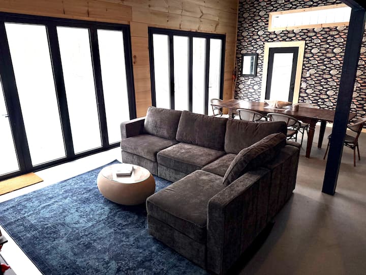 Guest House For 6. - Bath, ME