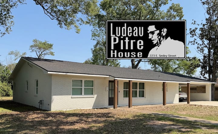 The Ludeau Pitre House - Evangeline Downs Racetrack & Casino