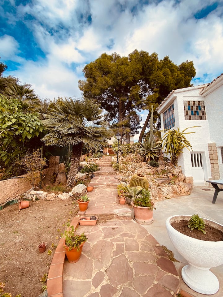 Encantadora Villa Con Piscina - Torrent