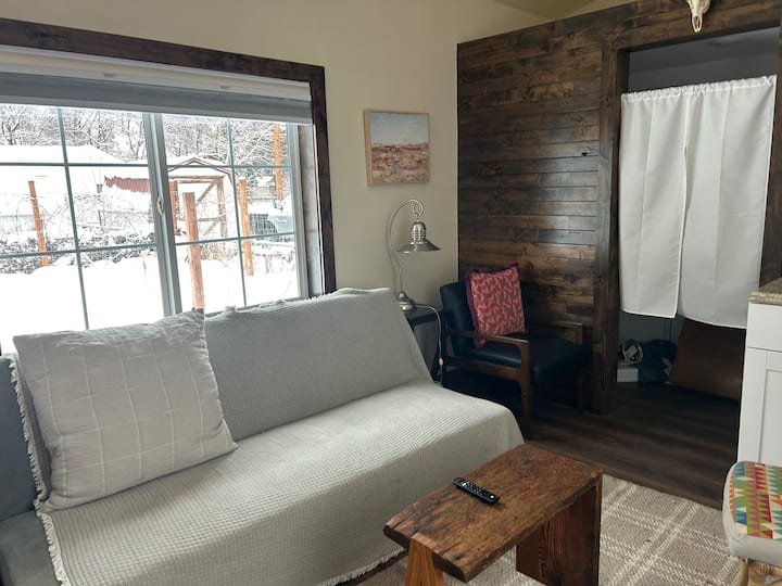Minimalistic Private Room/casa - Missoula, MT