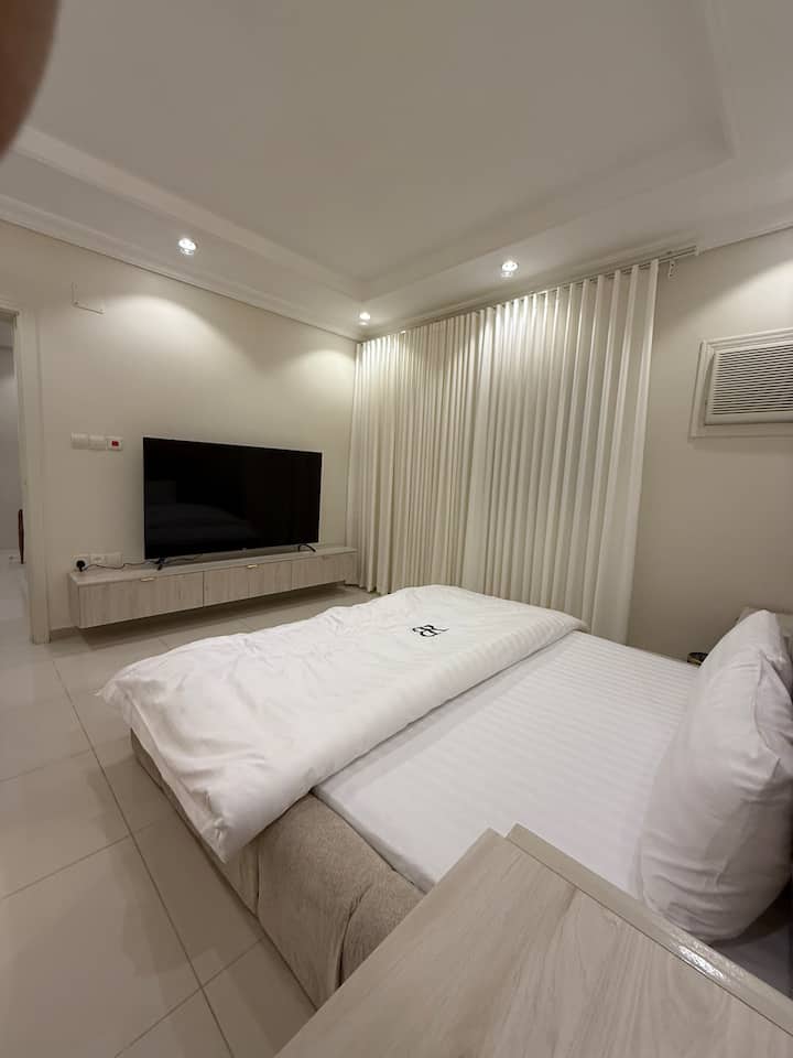 شقة فاخرة بسرير ماستر - Dzsidda