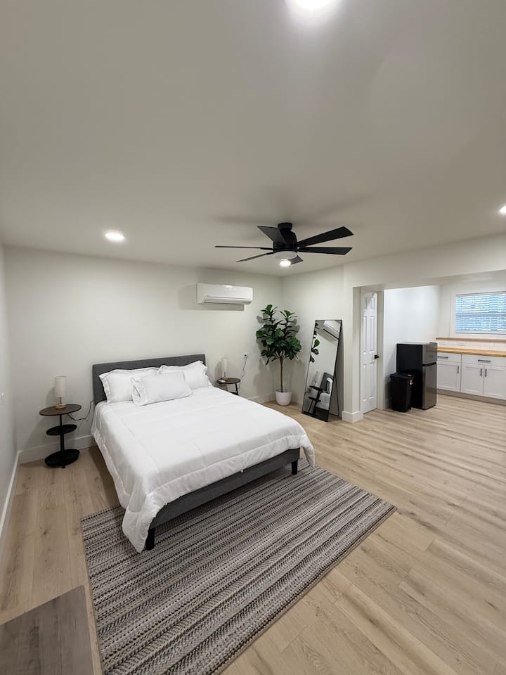 Private Garden Studio - Lake Allatoona, GA