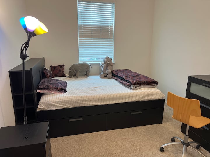 Private Room With Attached Bath - Vacaville, CA
