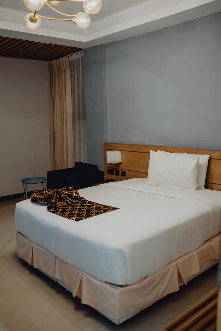 Mazeki Addis Boutique Hotel (King Bedroom) - Addis Ababa