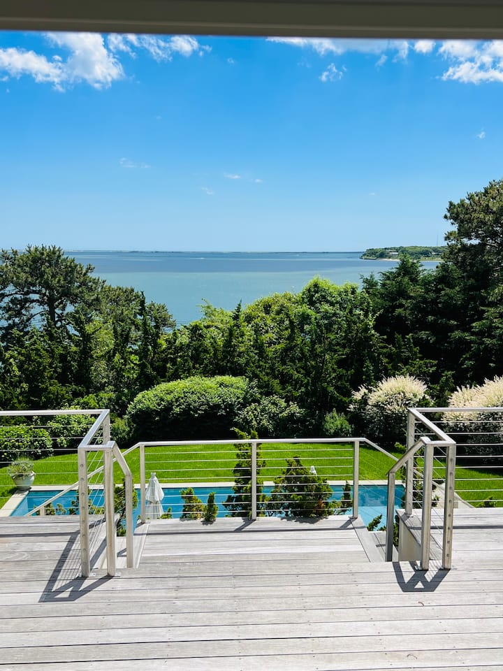 Luxury Home With Stunning Views - Hampton Bays, NY