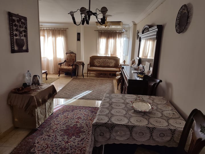 Females Only! Private Room In Apartment Citycenter - Alexandria