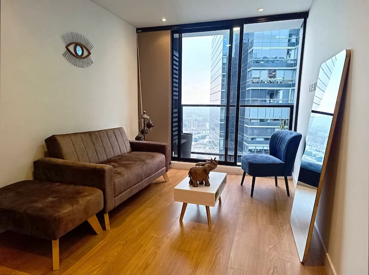 Luxury 47 M² Penthouse, Balcony & Parking, Usaquén - Bogota