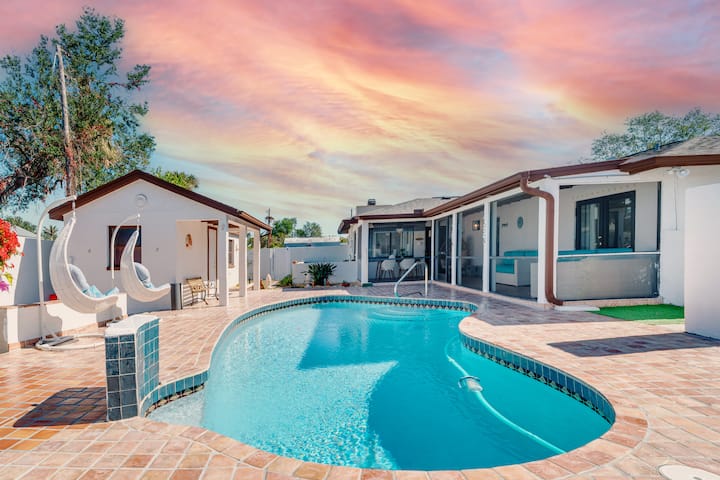 Venice Beach Villa Pool & Games - Venice