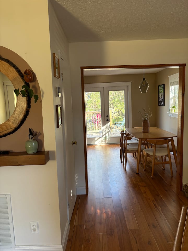 The Thistle House - Atlantic Beach, FL