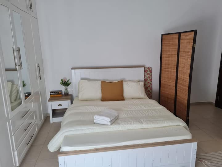 Apartment For Group People - Muscat