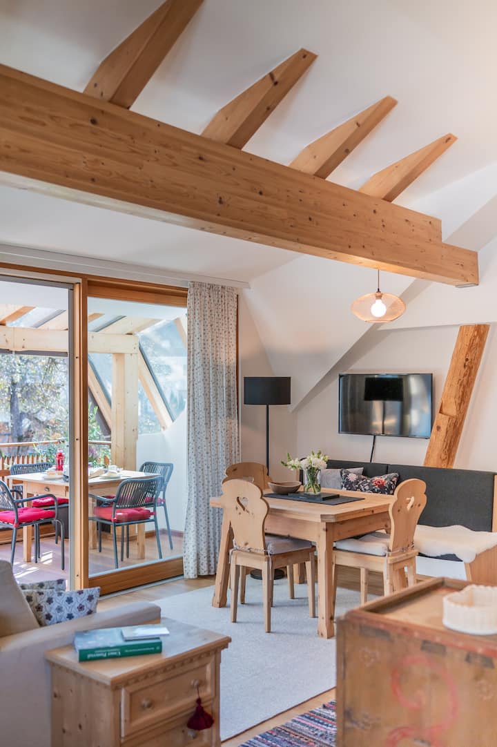 Modernes Appartement, Mit Sonniger Terrasse - Niederdorf